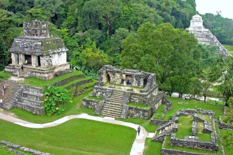 Aztec Versus Mayan Art: A Deep Dive Into Two Ancient Civilizations ...